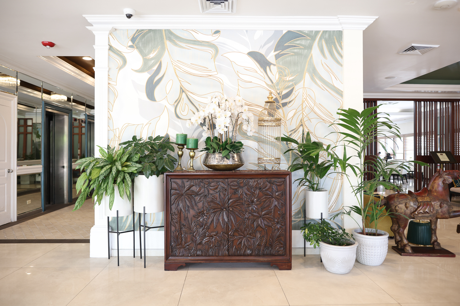 Courtleigh Hotel and Suites Completes $2 million Renovation and Rebranding